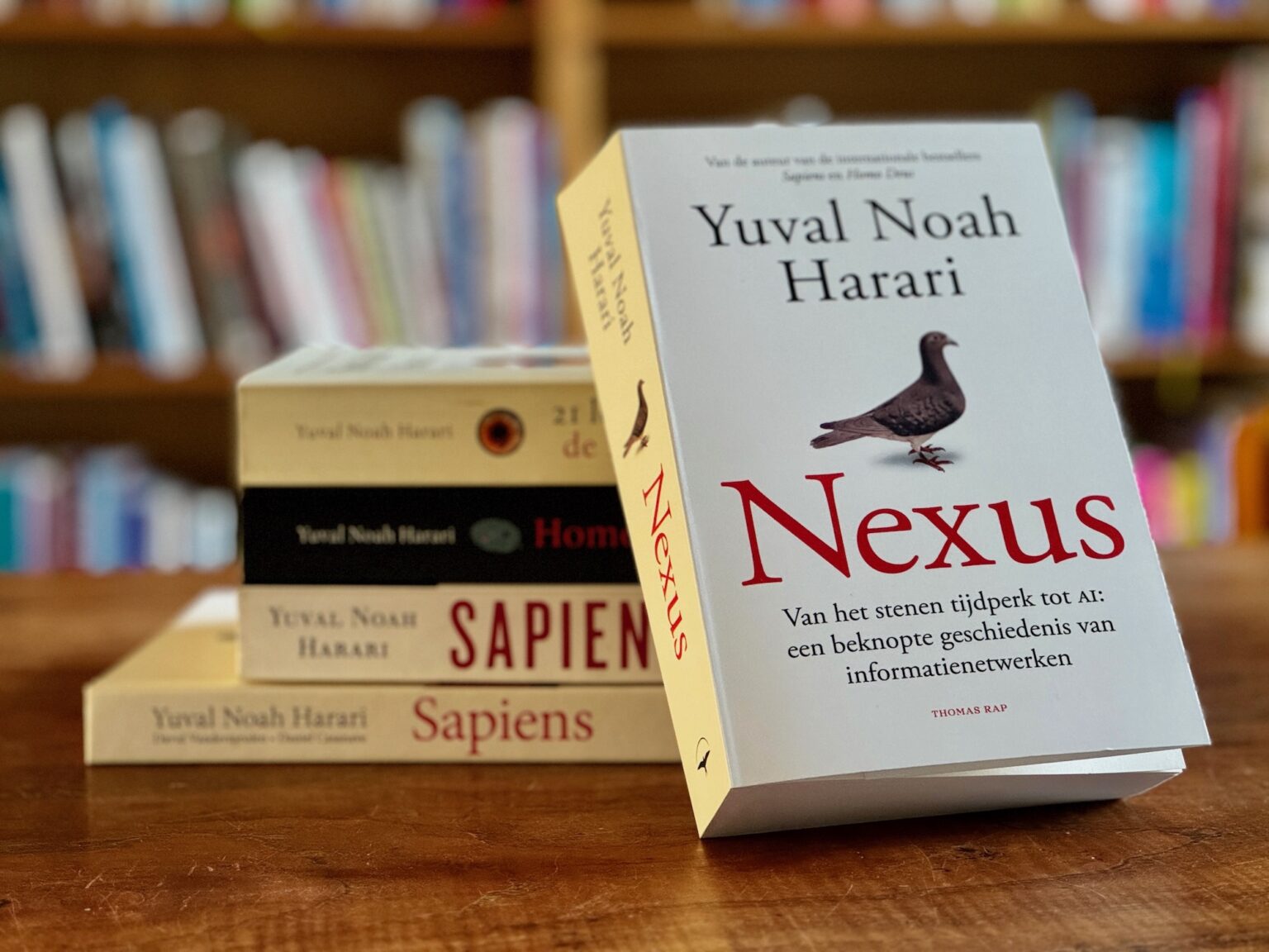 Nexus van Yuval Noah Harari - Koneksa Mondo